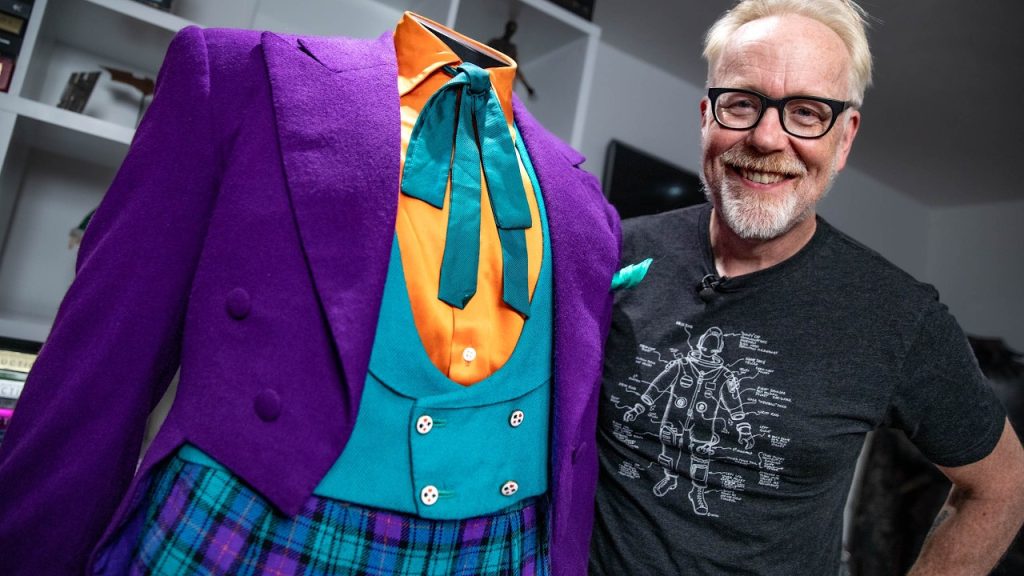 Batman ’89: Die Details des Joker-Kostüms | BATMAN NEWS.de